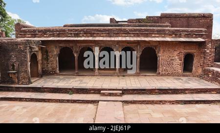 Outside View of Rani Mahal. Or Queens Palace, Narwar Fort, Shivpuri ...