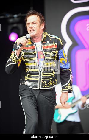 Edward Tudor-Pole seen performing at Lets Rock Leeds 80s Festival in ...