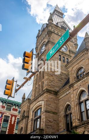 Main Street, Butler, Pennsylvania, USA Stock Photo - Alamy