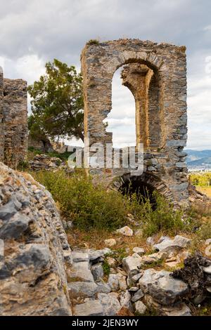 Ruins of ancient city Anemurium, necropolis. Very interesting ...