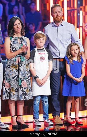 MASTERCHEF JUNIOR, from left: contestants Starla Chapman, Jillian Maher ...