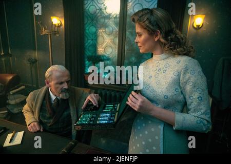 THE UMBRELLA ACADEMY, from left: Colm Feore, Aidan Gallagher, 'Seven ...