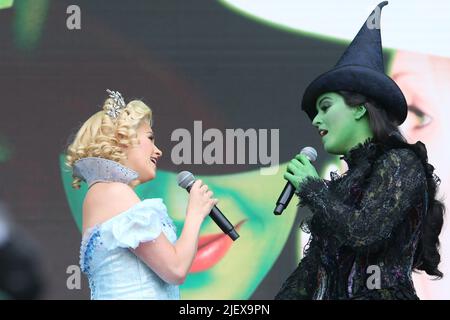 Helen Woolf as Glinda and Lucie Jones as Elphaba in Wicked at West End ...