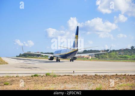 Ryanair was founded in 1985 by Christopher Ryan, Liam Lonergan and ...