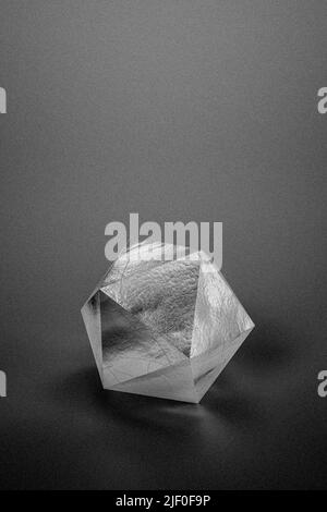 Abstract 3D rendering of geometric ikosaeder shape as modern background ...