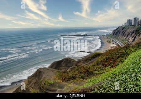 The part of Lima overlooking the Pacific Ocean is the Miraflores one of ...