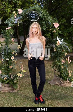 Lady Mary Charteris attends the "House of Guinness" London Premiere at ...