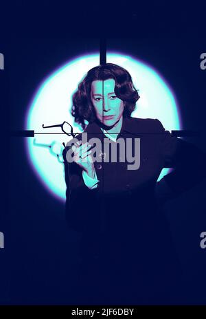 HELEN MIRREN in ANNA (2019), directed by LUC BESSON. Credit: TF1 FILMS ...