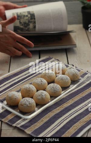 baked cookie presentation, flour cookie, food photography concept Stock ...