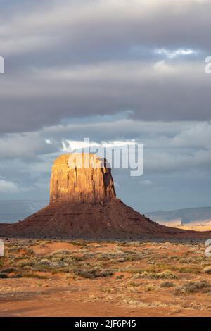 Breathtaking scenery of butte rocky outcrop formations in highlands ...