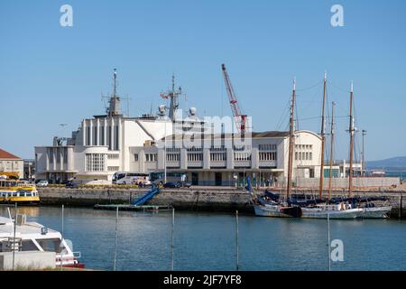 The city of Lisbon Maritim station and docks of alcantara| La ville de ...