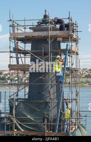 Fabrication of Deltastream tidal energy device at Pembroke Dock 2014 ...