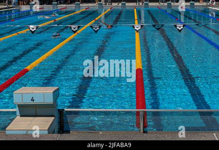 Olympiapark Berlin, swimming pool with training lanes and starting ...