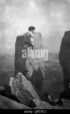 Adam and Eve monoliths, Tryfan summit Stock Photo - Alamy