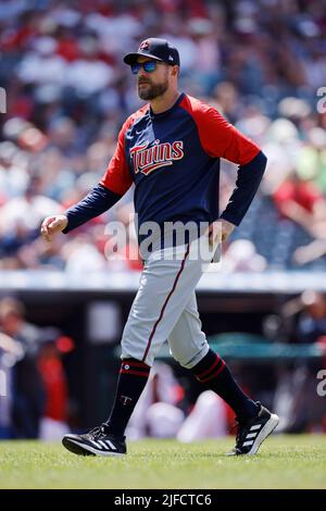 Minnesota Twins manager Rocco Baldelli watches against the Detroit ...