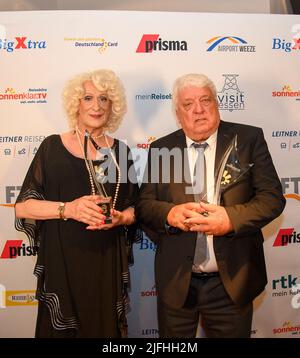left to right Lilo WANDERS, actor and Hans MEISER, presenter, with ...