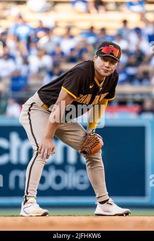 San Diego Padres shortstop Ha-Seong Kim plays in a baseball game ...