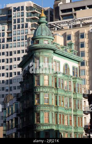 Facade of copper green Columbus Tower (aka Sentinel Building, 1907 ...