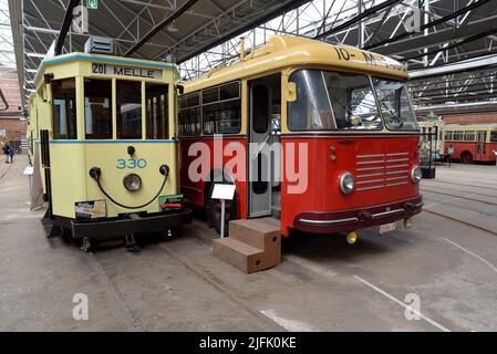 Flywheel powered bus built by Oerlikon in the Antwerp Tram Museum ...