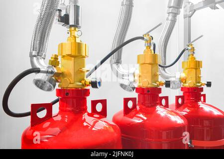 Automatic industrial fire extinguishing system. CO2 fire extinguishers ...