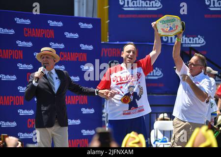 Professional competitive eater Joey Chestnut wins his 15th title eating ...