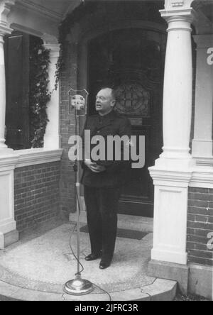 Speech at the opening of NSB children's house Westerhelling Stock Photo ...