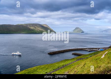 Hestur and Koltur seen from the trail walking path to Torshavn, Faroe ...