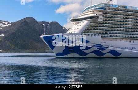 Sky Princess cruise ship Honningsvag Port, Norway Stock Photo - Alamy