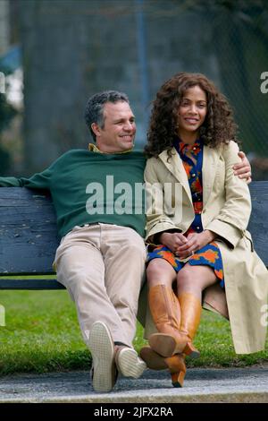 RUFFALO,SALDANA, INFINITELY POLAR BEAR, 2014 Stock Photo - Alamy