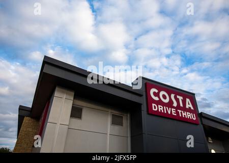 Costa Coffee drive through at Faringdon, Oxfordshire, England, UK Stock ...