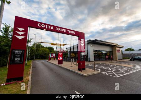 Costa Coffee drive through at Faringdon, Oxfordshire, England, UK Stock ...