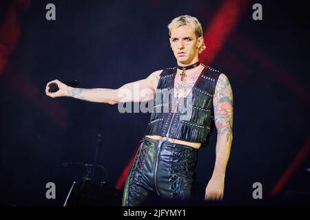 Achille Lauro in concerto all'Ippodromo di San Siro di Milano, foto di ...