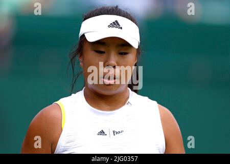 Mingge Xu in action against Polina Kudermetova in the girl's first ...