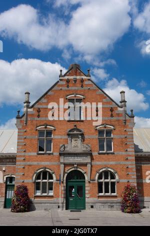 Brussels, Belgium, July 6, 2022. Jette station platform Stock Photo - Alamy