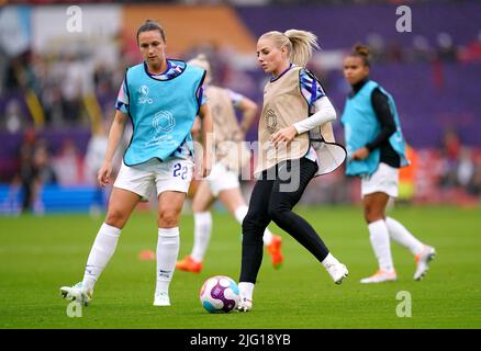 England's Lotte Wubben-Moy (right) and Alessia Russo during a training ...