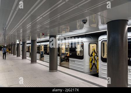 A Metrowagonmash 81-717.2K/714.2K train at the renovated Kalvin ter ...