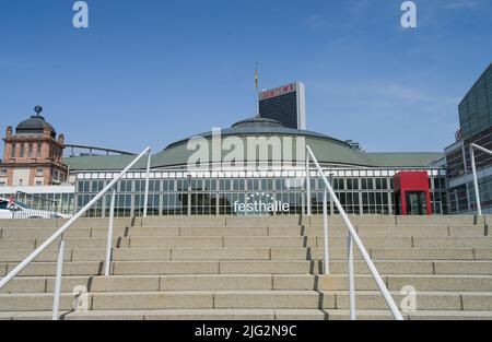 Festhalle Messe Frankfurt, Ludwig-Erhard-Anlage, Frankfurt am Main ...