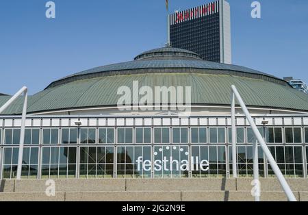 Festhalle Messe Frankfurt, Ludwig-Erhard-Anlage, Frankfurt am Main ...