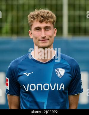 Bochum, Germany. 07th July, 2022. Bochum goalkeeper Manuel Riemann ...