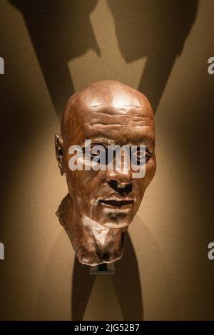 Egyptian mummies on display in The British Museum, Great Russell St ...