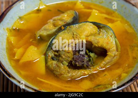 Southern Thai Gaeng Som - Sour catfish soup with bamboo shoots, spicy ...
