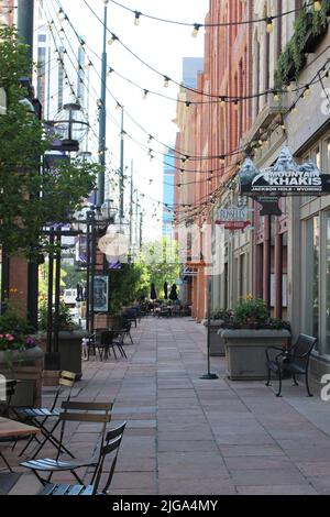 Streets Of Larimer Square Stock Photo - Alamy