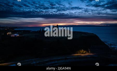 Dawn breaks over Tynemouth Priory and Castle at Tynemouth Stock Photo ...
