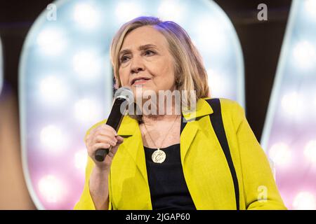Hillary Clinton moderates a panel during BroadwayCon 2022 at The ...