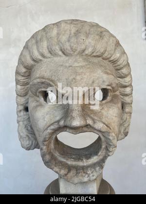 Ancient Roman mask in the Baths of Diocletian, Rome Stock Photo - Alamy