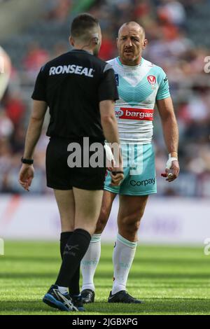 James Roby #9 of St Helens lifts the Grand Final Trophy and celebrates ...