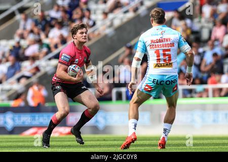 Ethan Havard #19 of Wigan Warriors in action during the game Stock ...