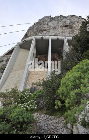 Capri - Viadotto di Via Provinciale Anacapri da Via Palazzo a Mare ...