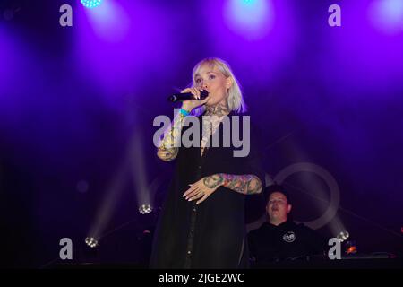 Jazzy Gudd feat. Anstandslos & Durchgeknallt bei der 800-Jahr Feier auf ...