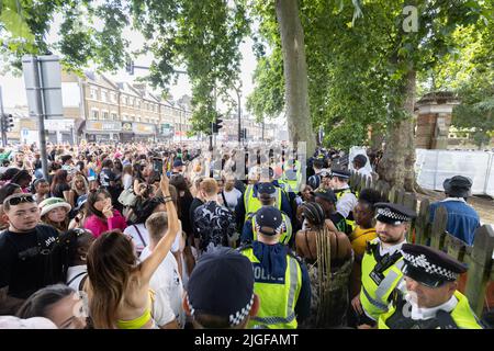 Crowds wait outside as big queues form at the entrance to Wireless ...